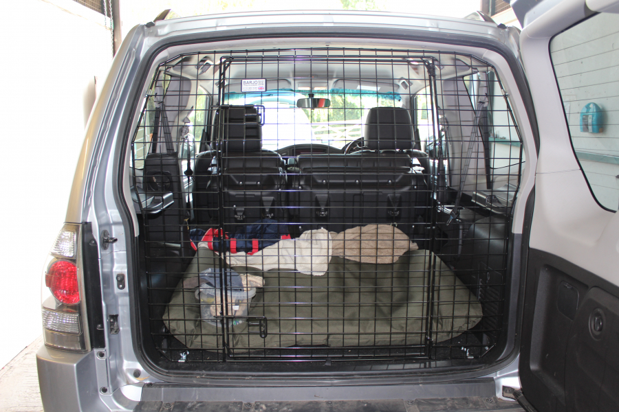 Tailgate Guard - Mitsubishi Shogun SWB (2007-2018) 4×4 | Barjo