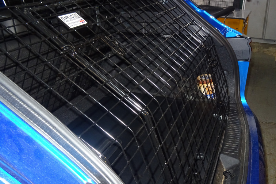 Bespoke Single entry Tailgate Guard - Nissan Qashqai 2021> | Barjo